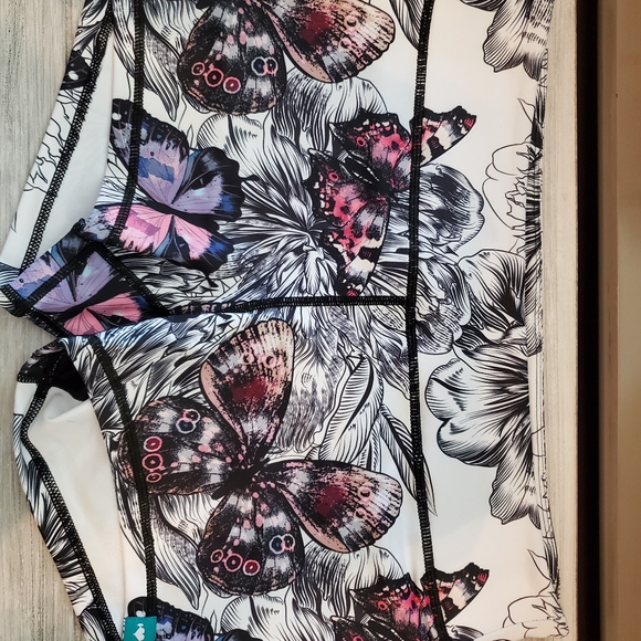 Wodbottom | Shorts | Wodbottom Butterly | Poshmark